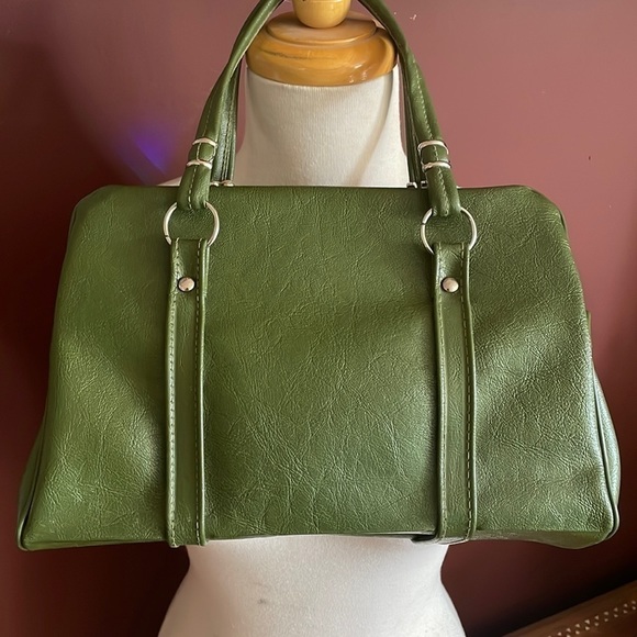 National | Bags | Vintage National Olive Green Faux Leather Purse ...